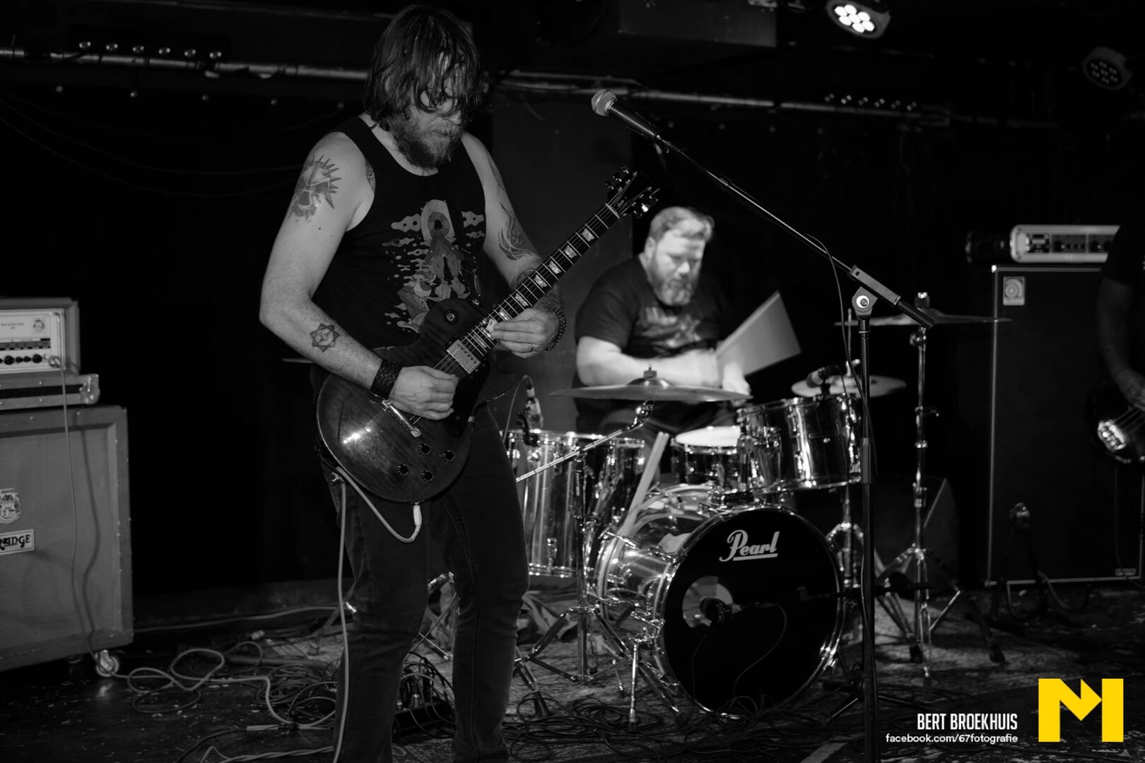 Black Pyramid | Metropool